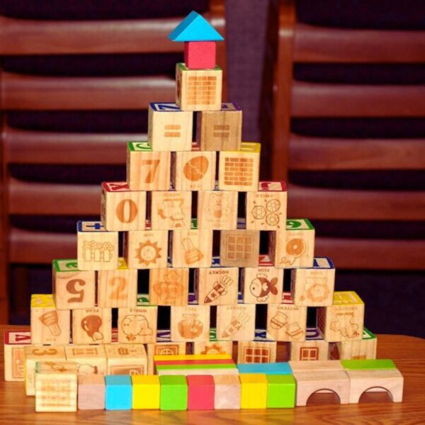 20 Ways To Encourage Imaginative and Creative Play in Kids