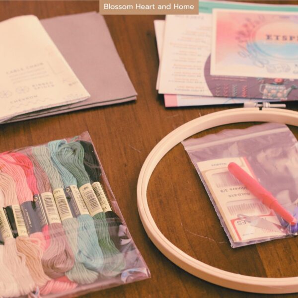 Needle Craft: Fun and Colorful Projects for the Whole Family
